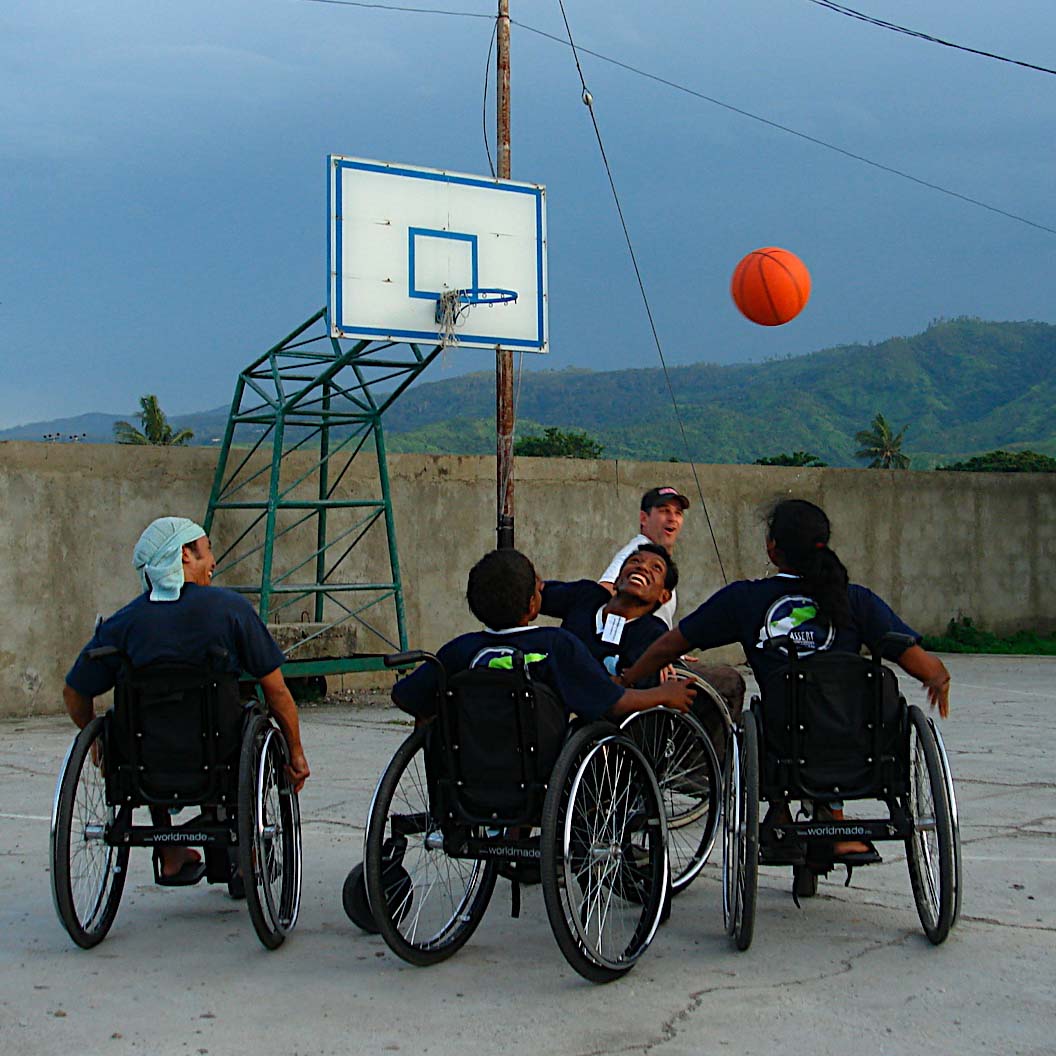 Peer to Peer Training: Fiji | Make a Christmas Dona... Peer to Peer Training: Fiji | Make a Christmas Dona...