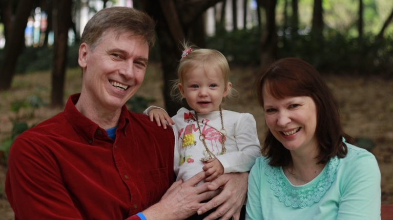 Help Gary & Debbie fly home