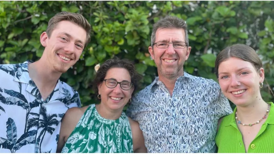 Bleach 'n' Buzz for Sarah Lee