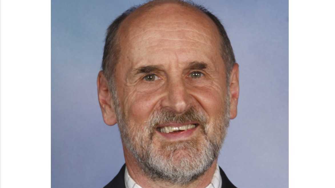 In memory of Zsolt Martonyi